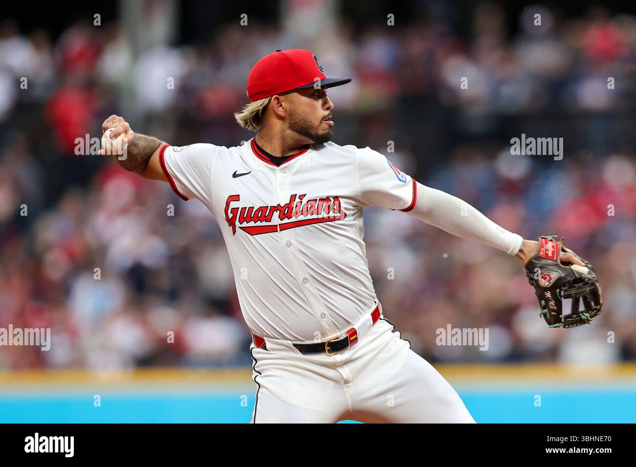 CLEVELAND, OH - JUNE 10: Cleveland Guardians shortstop Gabriel Arias ...