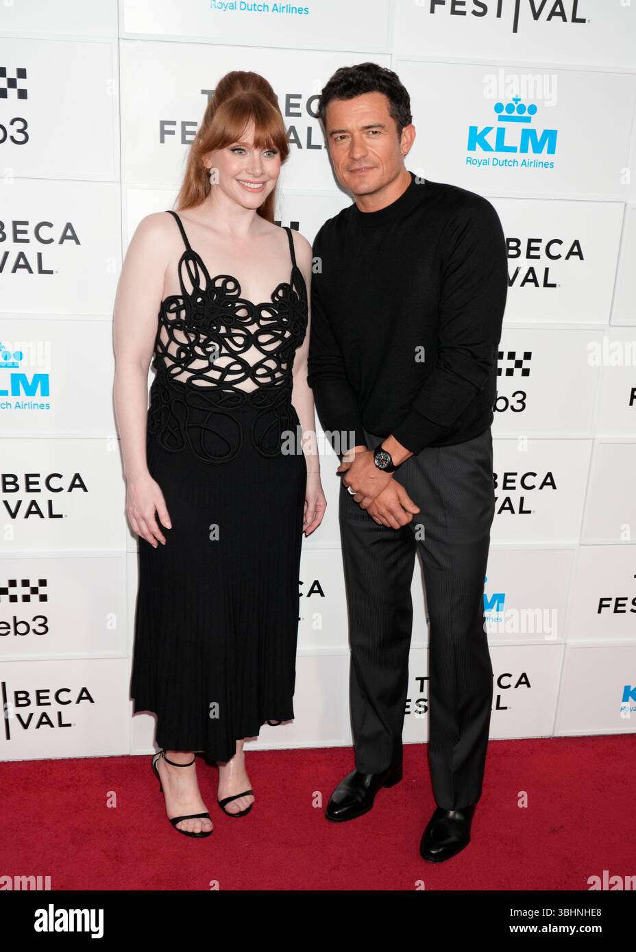 L-R: Bryce Dallas Howard, Orlando Bloom during the DEEP COVER Tribeca ...