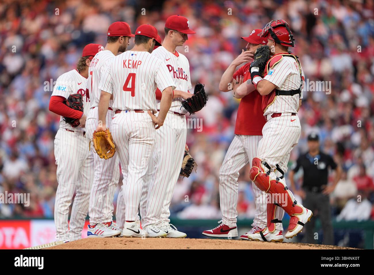 PHILADELPHIA, PA - JUNE 10: Philadelphia Phillies Pitching Coach Caleb ...