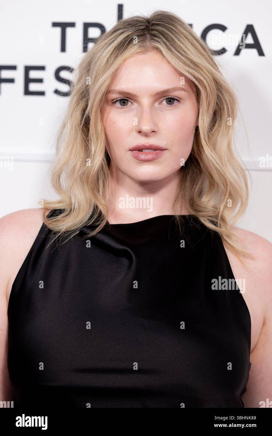 Ny. 10th June, 2025. Chelsea Linder at arrivals for DEEP COVER Premiere ...