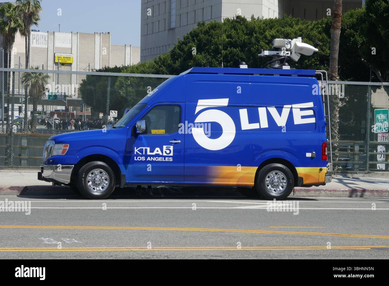 Los Angeles, California, USA 10th June 2025 KTLA News Truck at LA ...