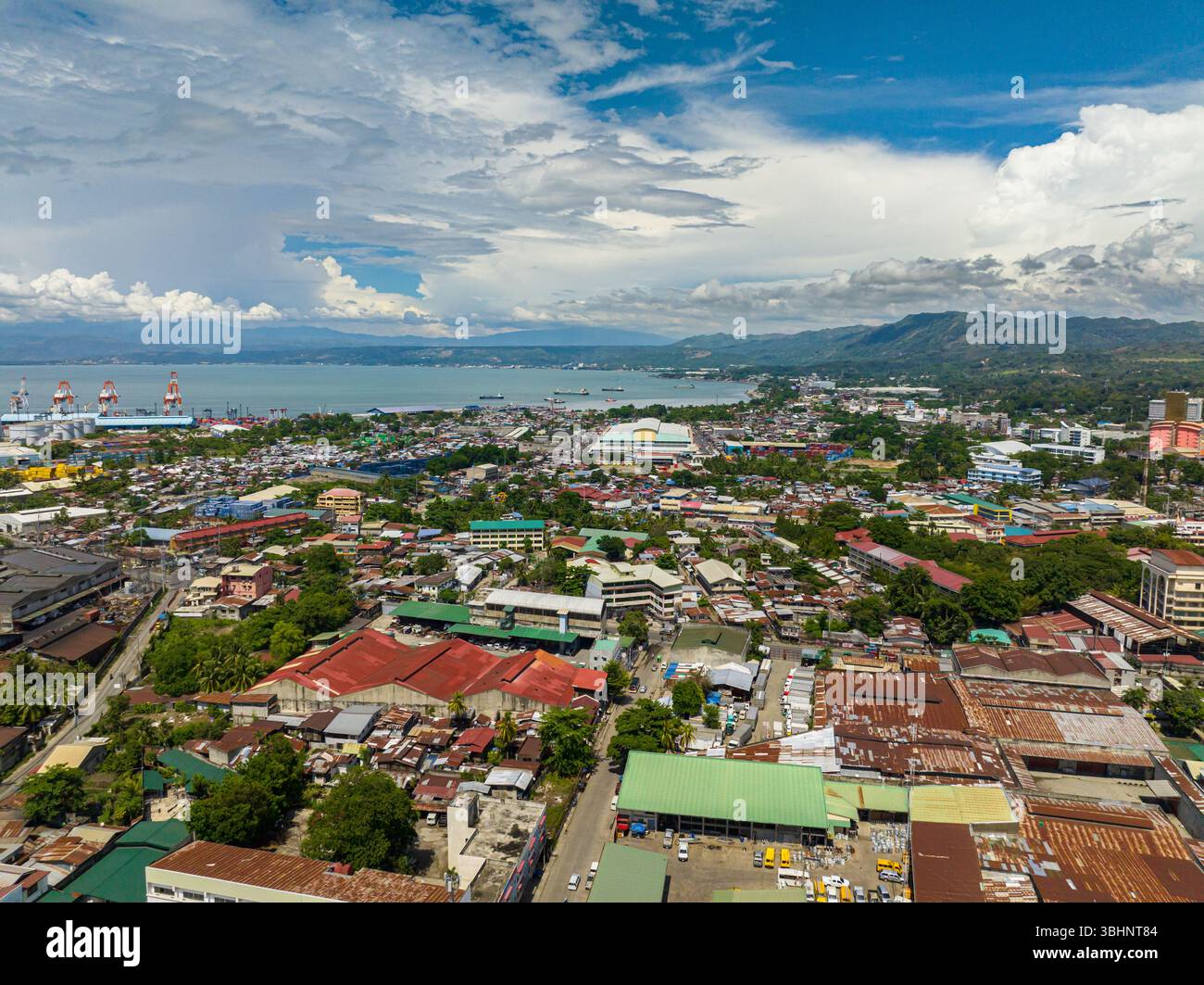 Aerial resident houses business downtown hi-res stock photography and ...