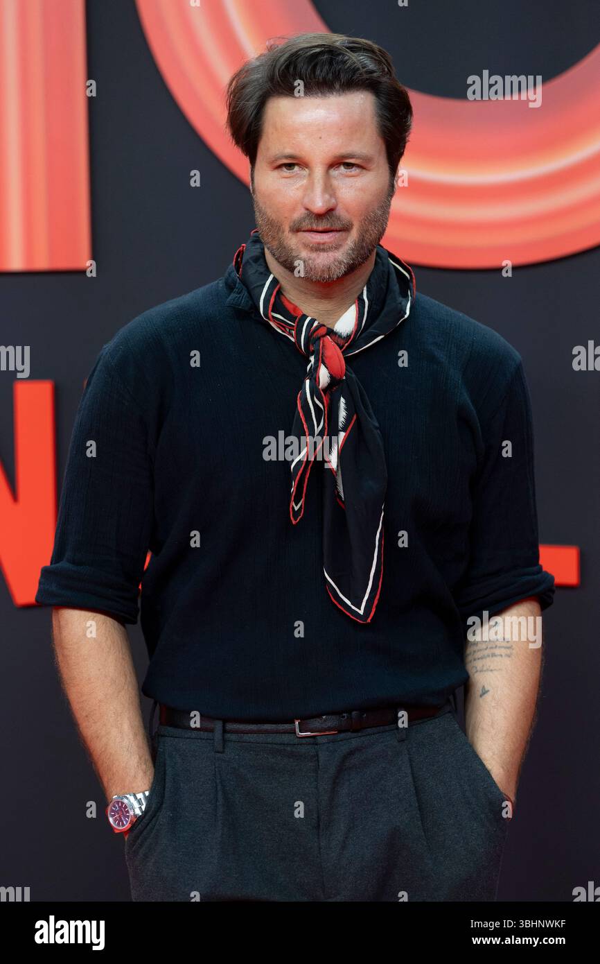 Fernando Andina attended 'the red carpet for the 10th Anniversary of ...