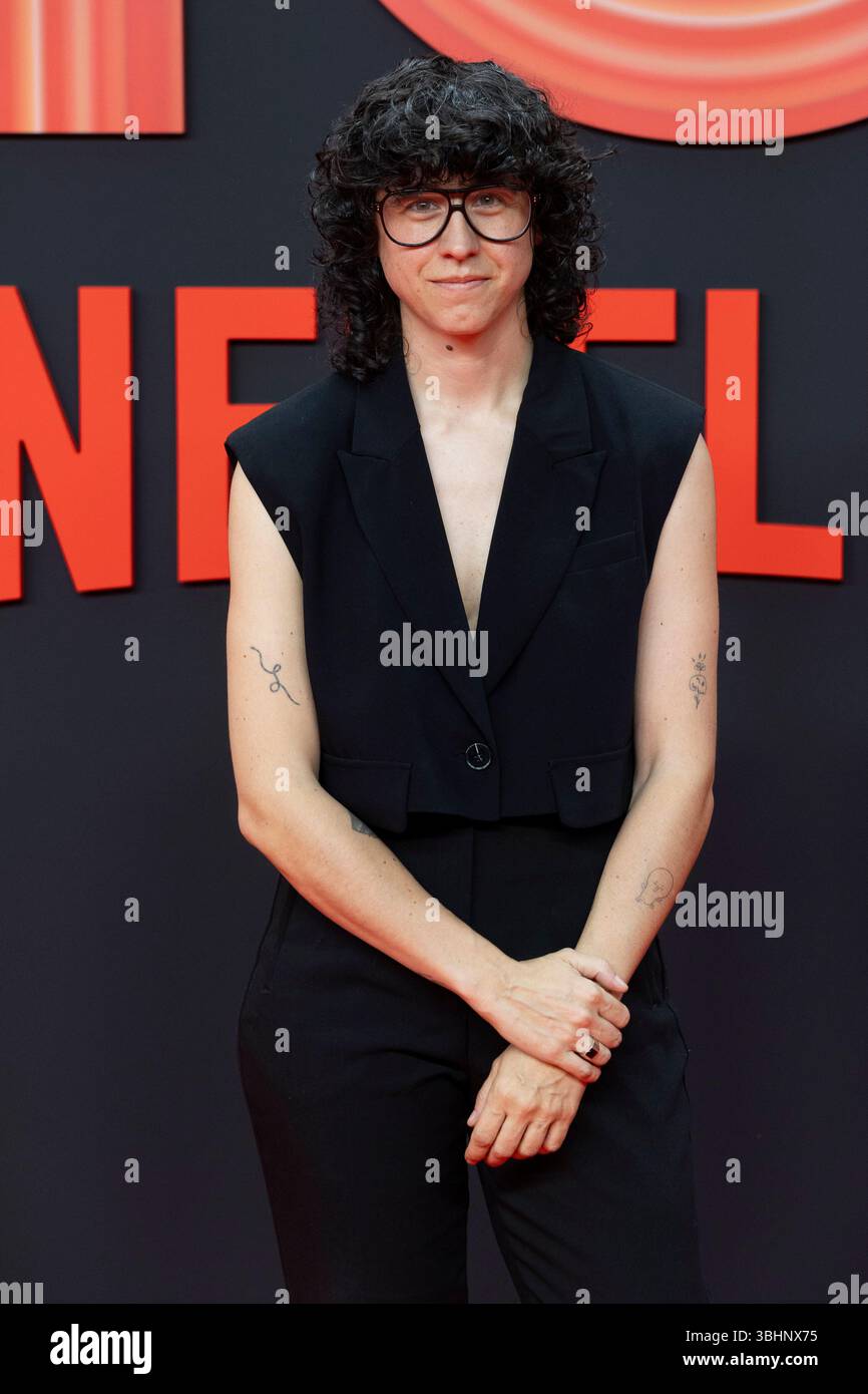 Laura Pedro attended 'the red carpet for the 10th Anniversary of ...