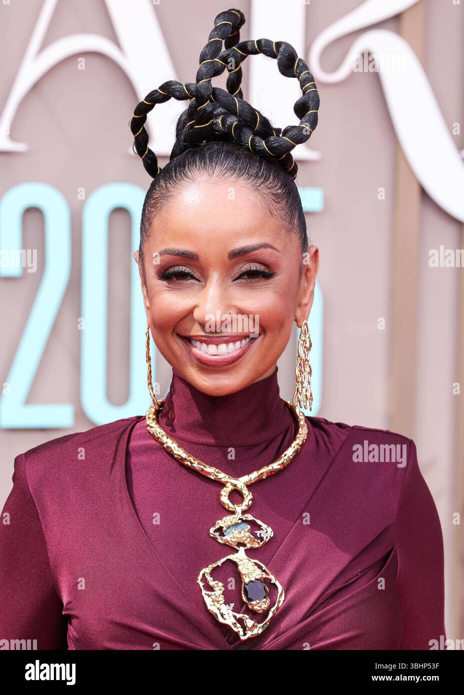 LOS ANGELES, CALIFORNIA, USA - JUNE 09: American singer, songwriter ...