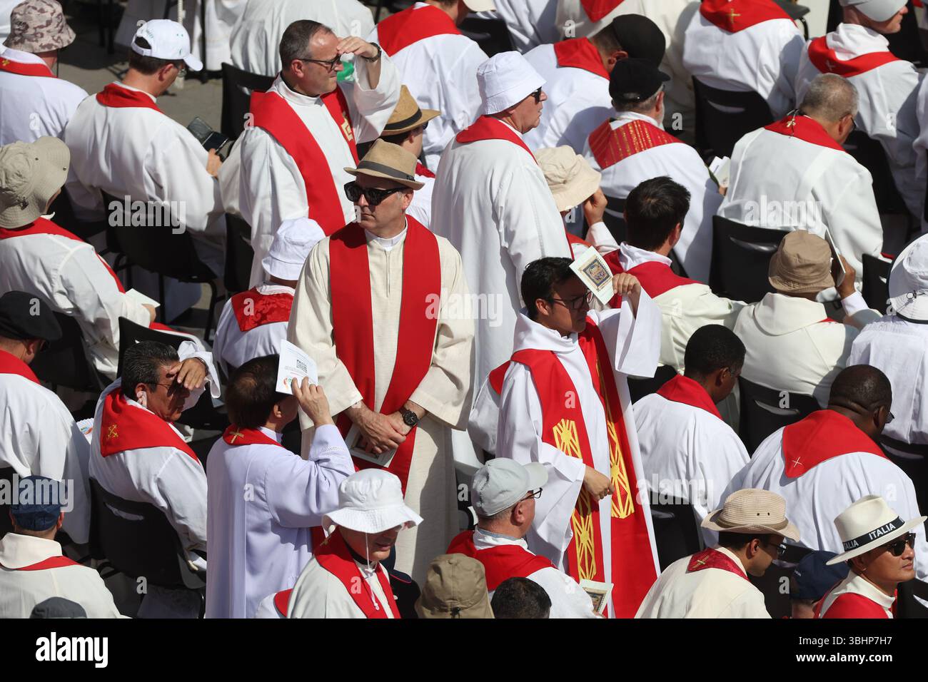 Vatican City, Italy June 8, 2025: Priests take pictures of the Pope ...