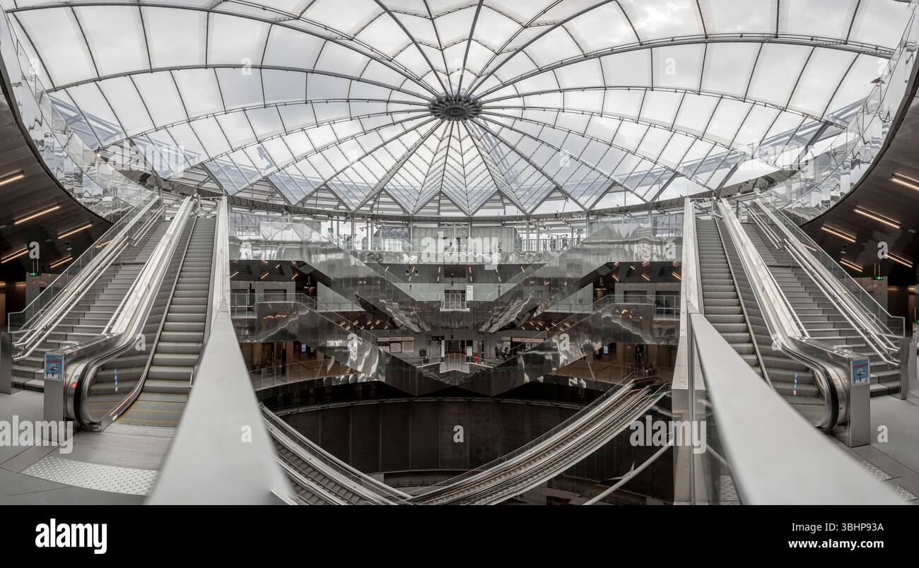 Paris, France - 06 07 2025: Subway Gustave Roussy. Panoramic view ...