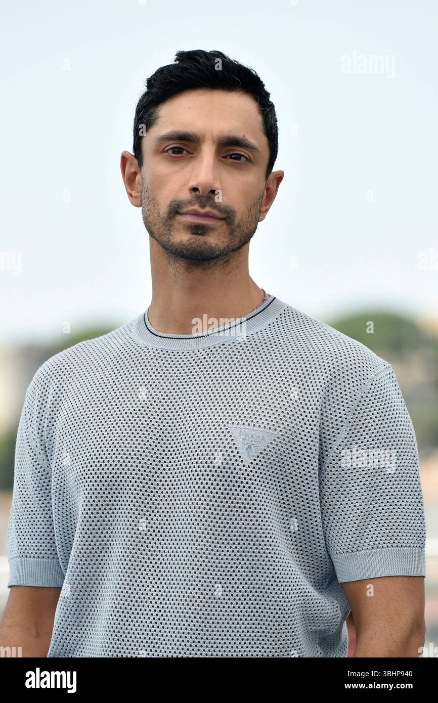 Actor Riz Ahmed posing during the photocall of the film The Phoenician ...