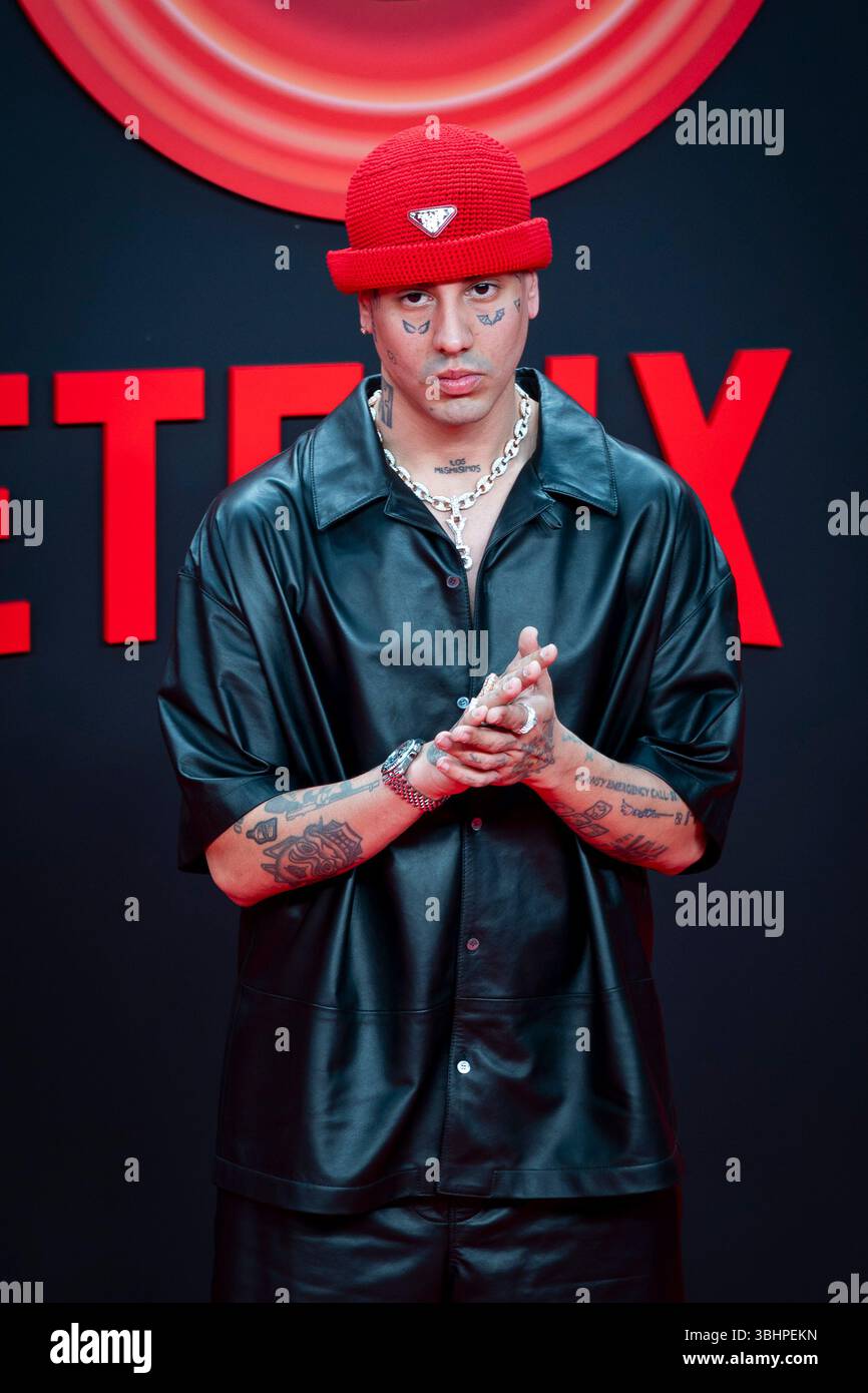 Duki attends to '10th Anniversary Netflix Spain' Red Carpet at Galeria ...