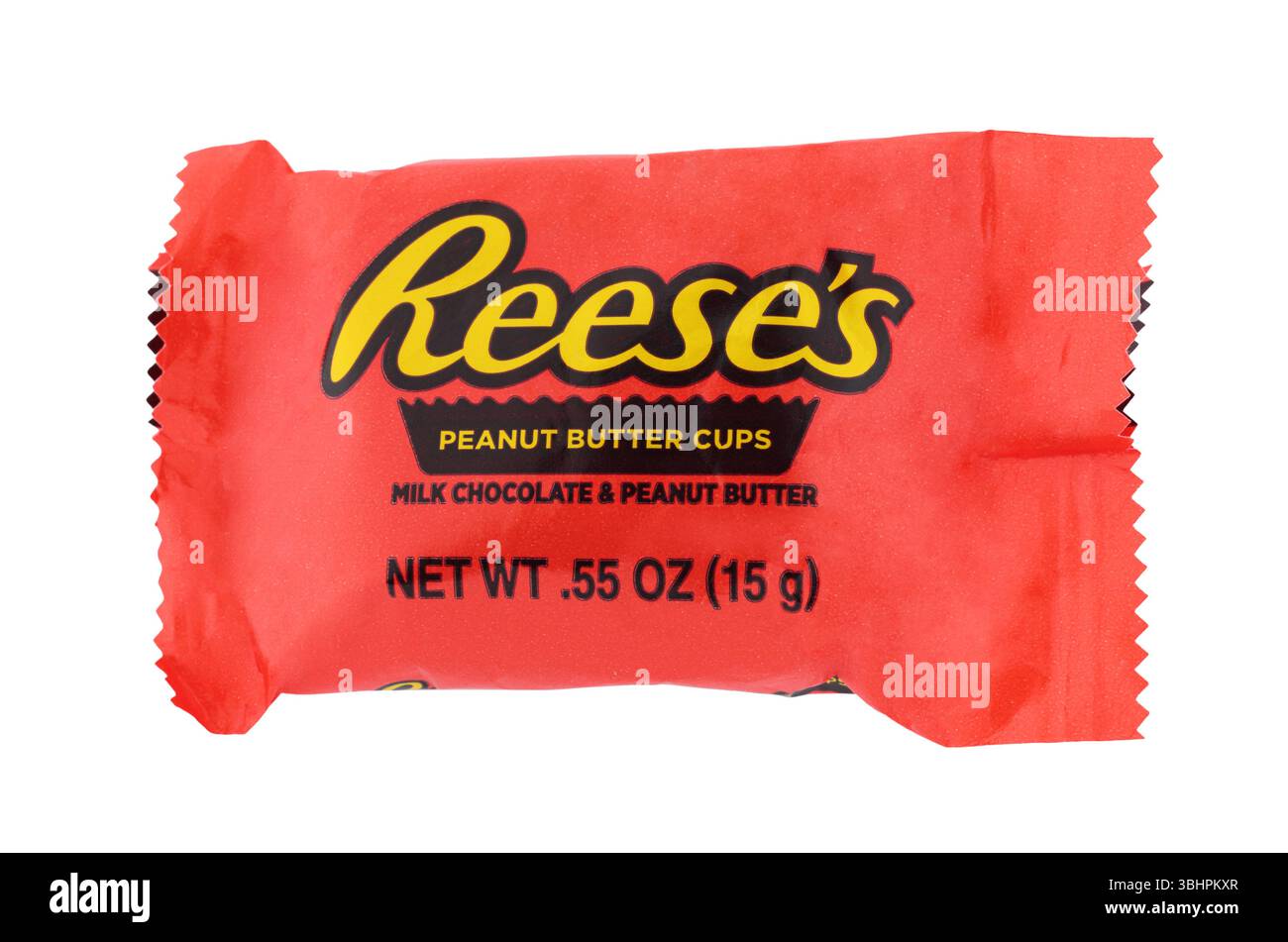 Pack of Reese's Peanut Butter Cups chocolate bar, on a transparent ...