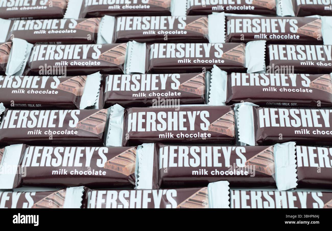 Background of a Chocolate bars Hershey's in package, food and snacks ...