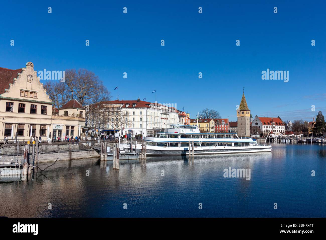 LINDAU, GERMANY - JANUARY 26, 2025: A panoramic view of the picturesque ...