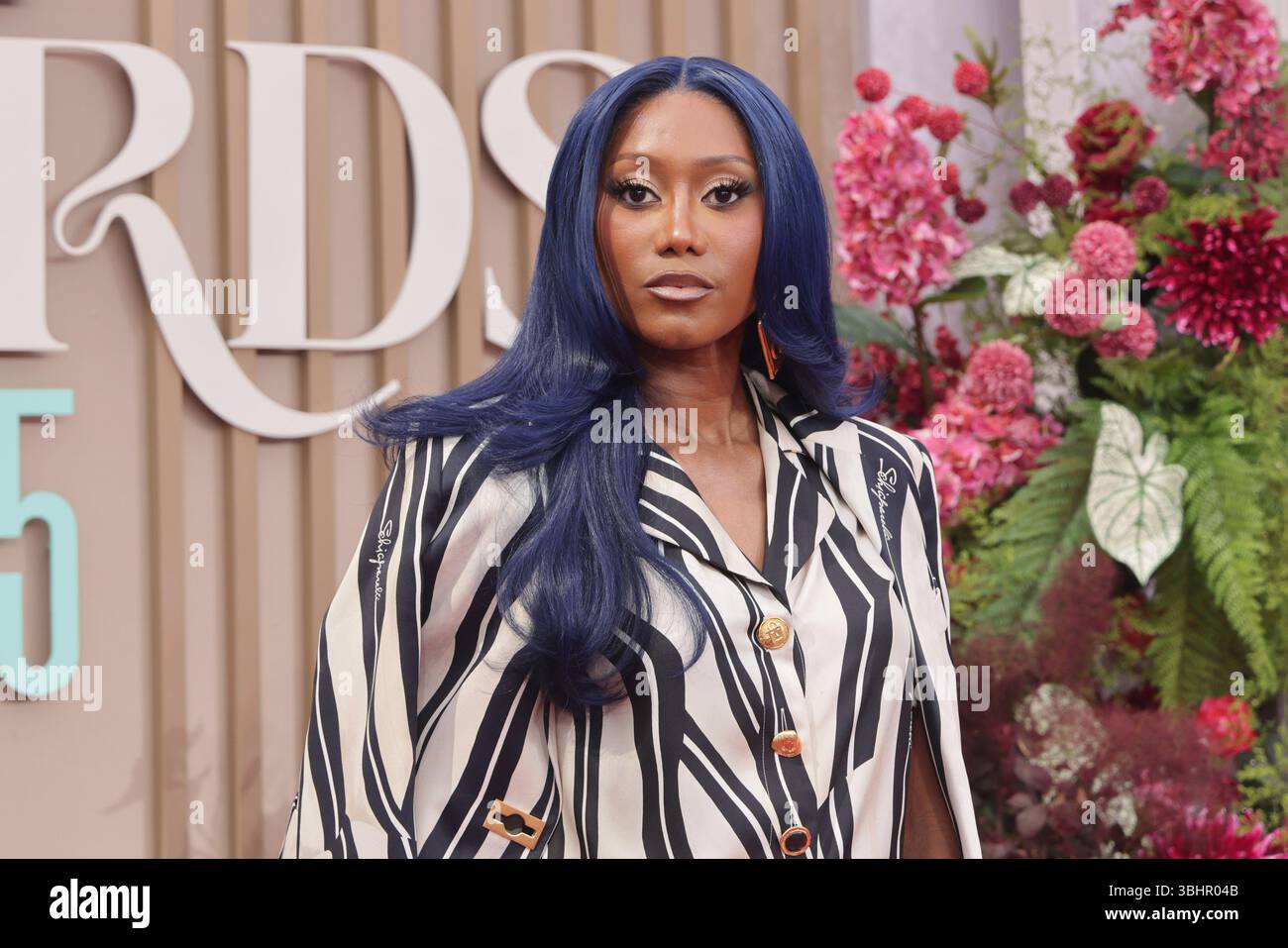 Muni Long attends the 2025 BET Awards at Peacock Theater Stock Photo ...