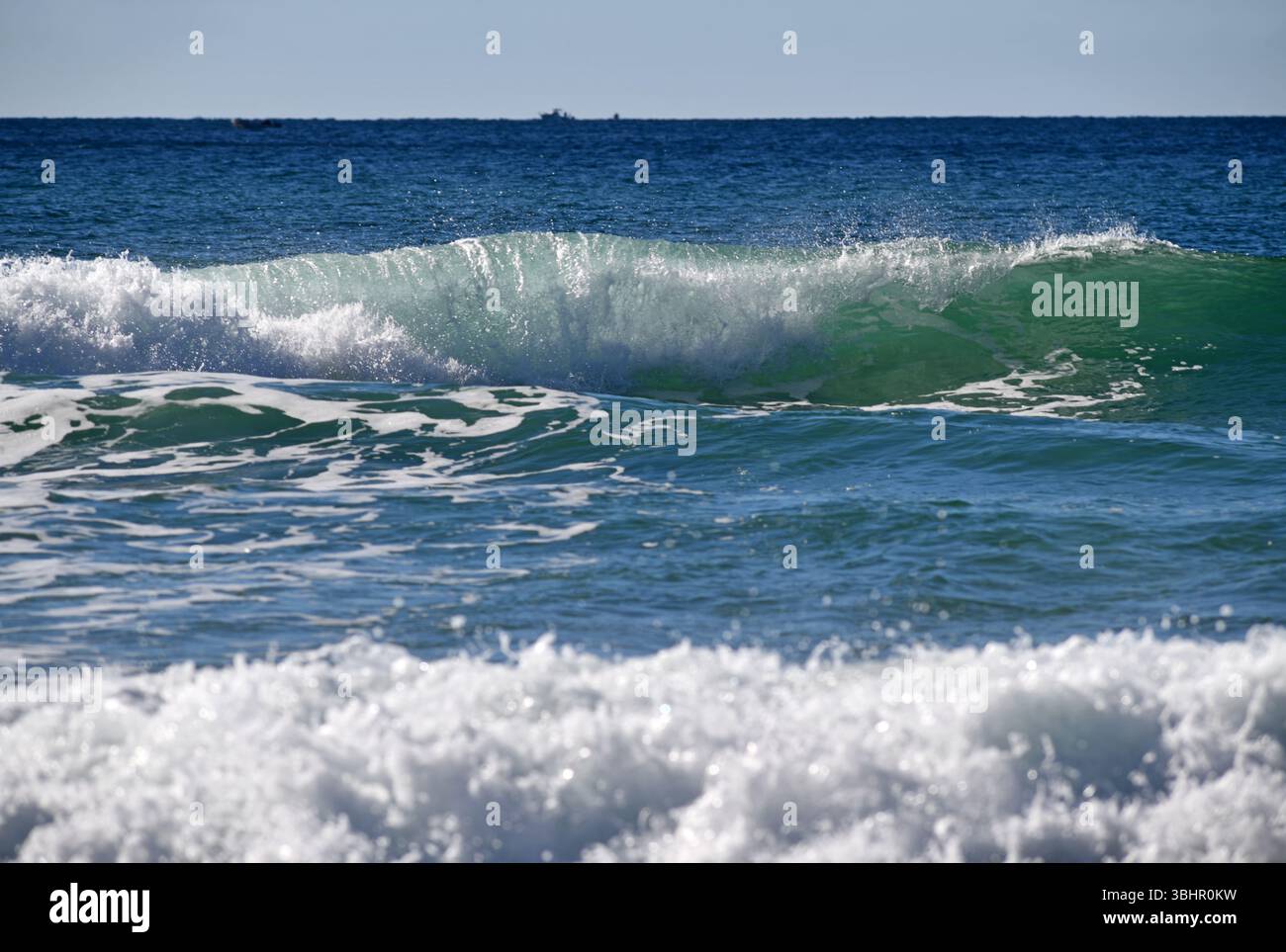 waves breaking on a beach at the Sunshine Coast, Noosa, Queensland ...