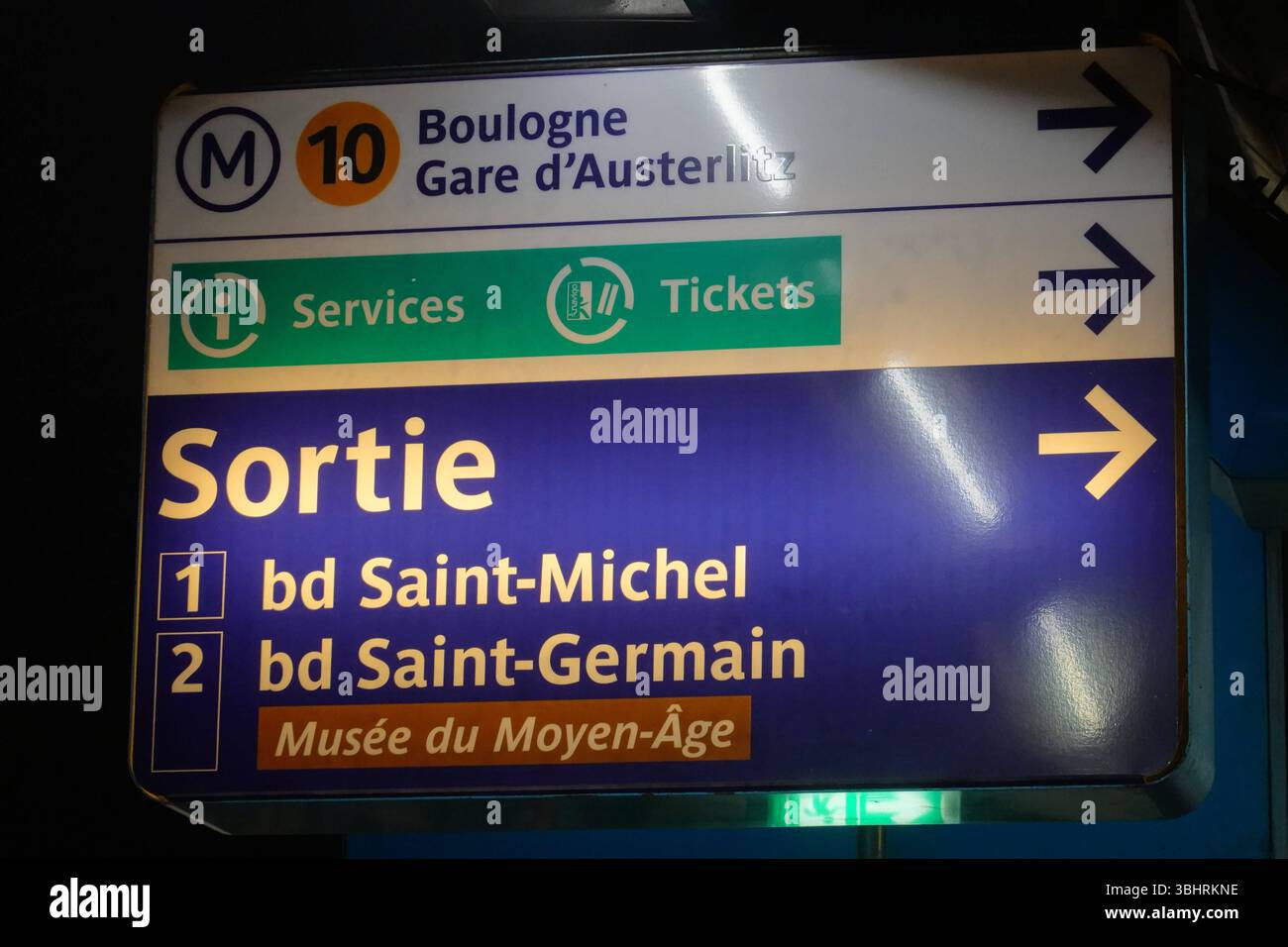 Paris, Metro, Leitsystem // Paris, Metro, Wayfinding System *** Paris ...