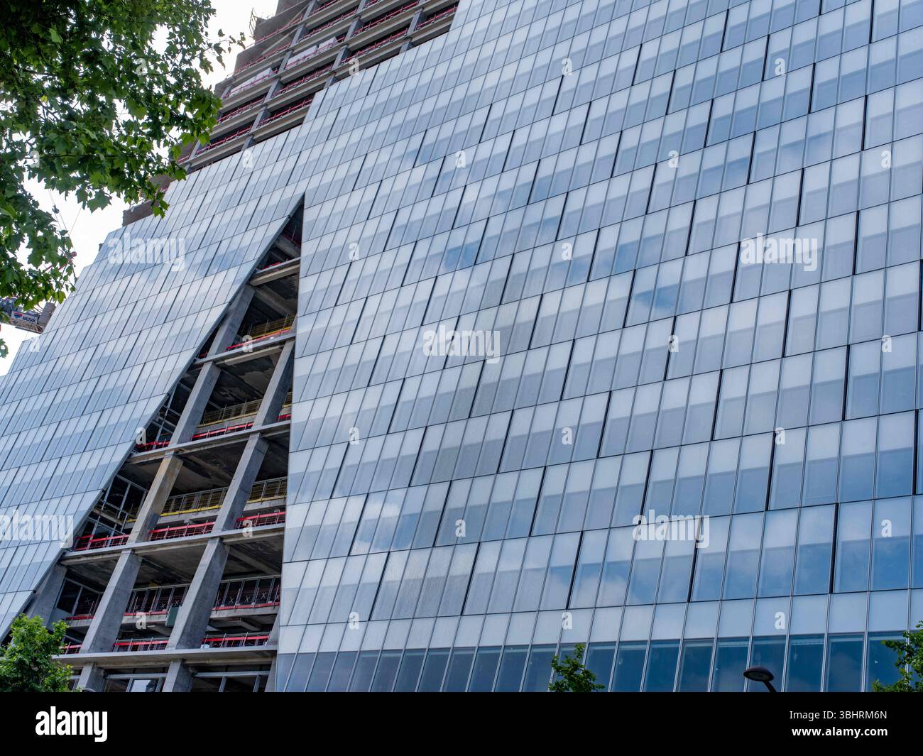 Paris, France. 09th June, 2025. Ongoing construction of the Tour Triangle by architects Herzog ...