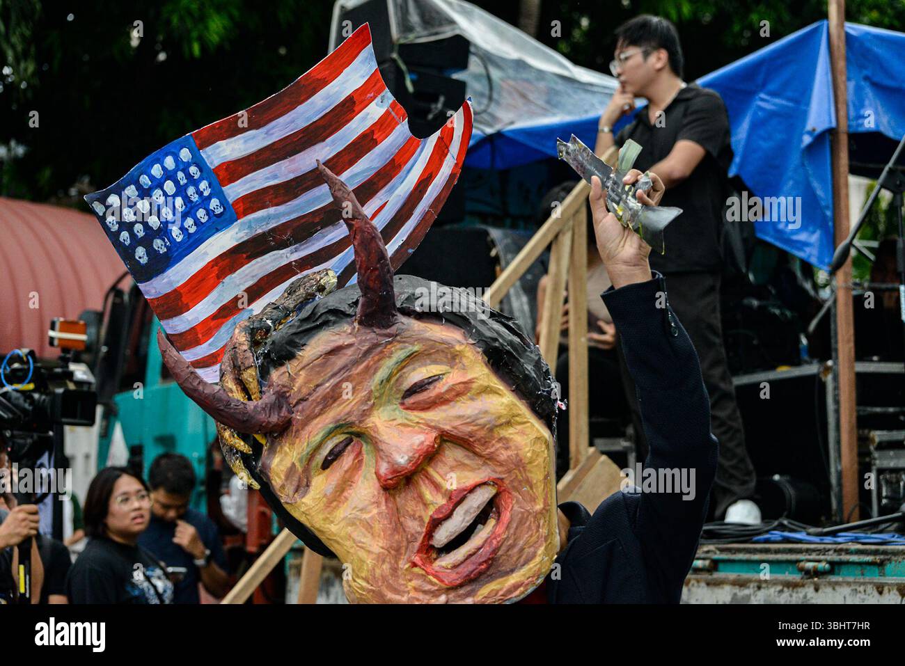 Pasay, Ncr, Philippines. 11th June, 2025. Symbolic figure of Marcos Jr ...