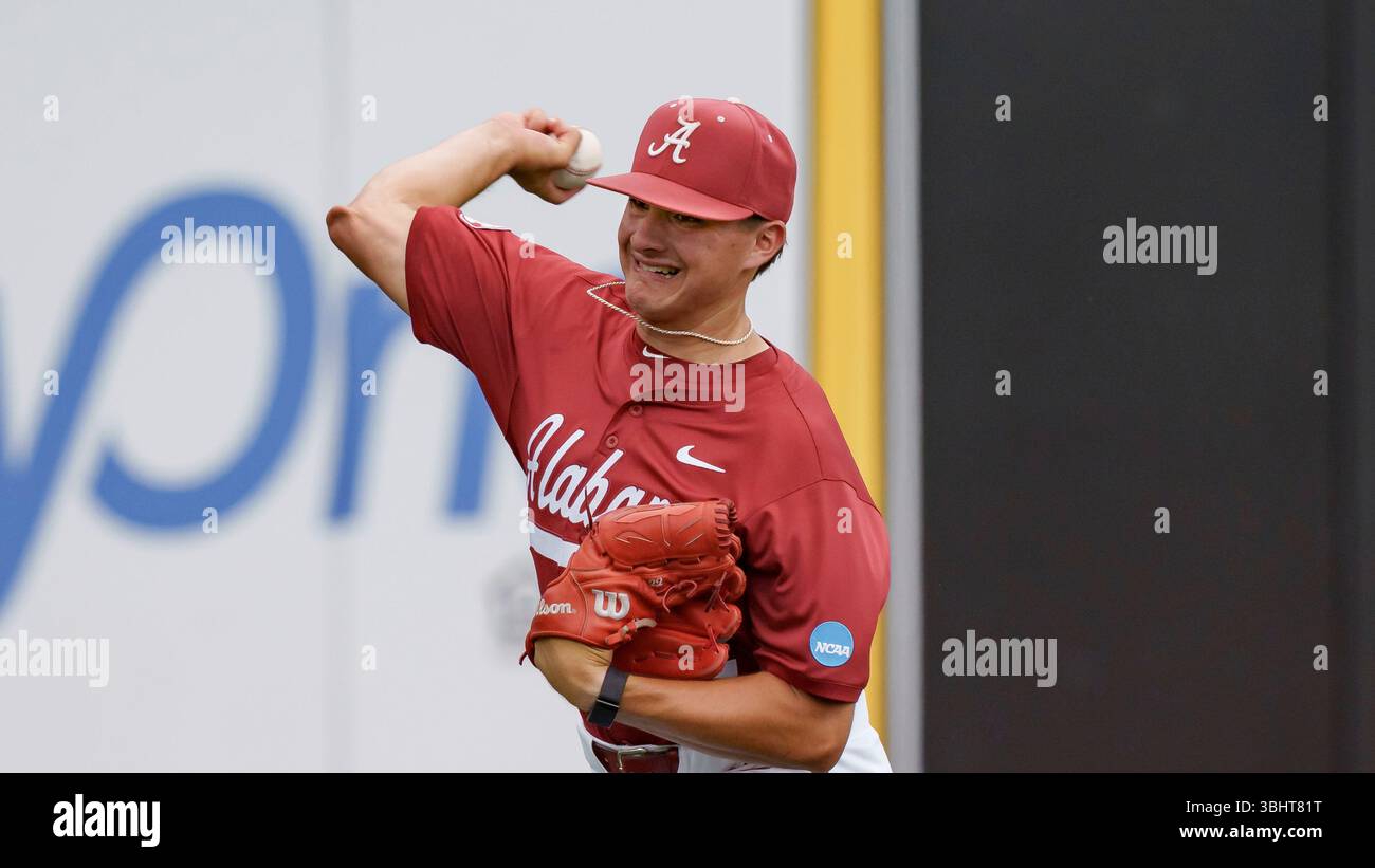 Alabama pitcher Braylon Myers (22) throws during an NCAA regional ...