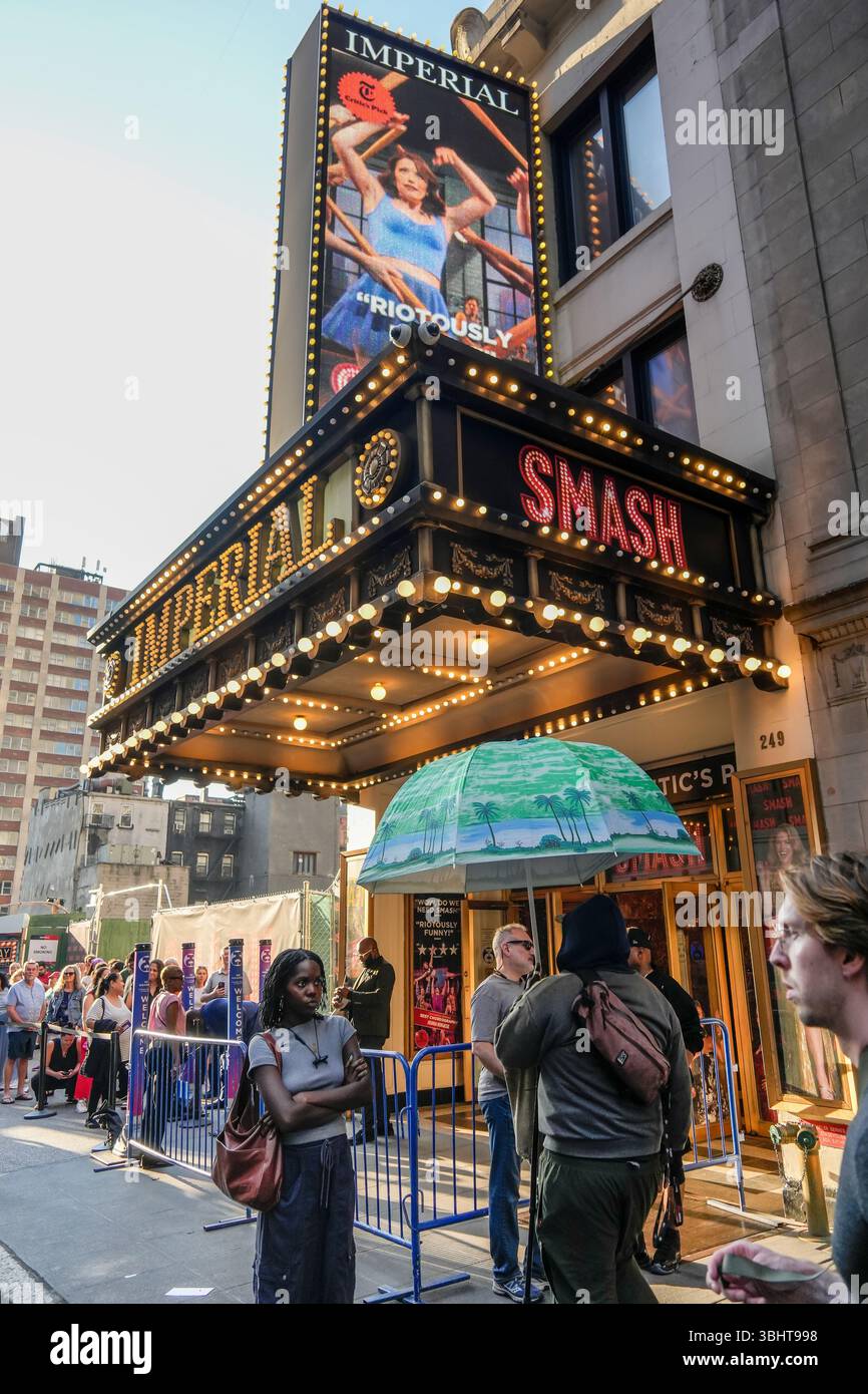 Theatrelovers outside the Imperial Theatre in the Theater District in ...