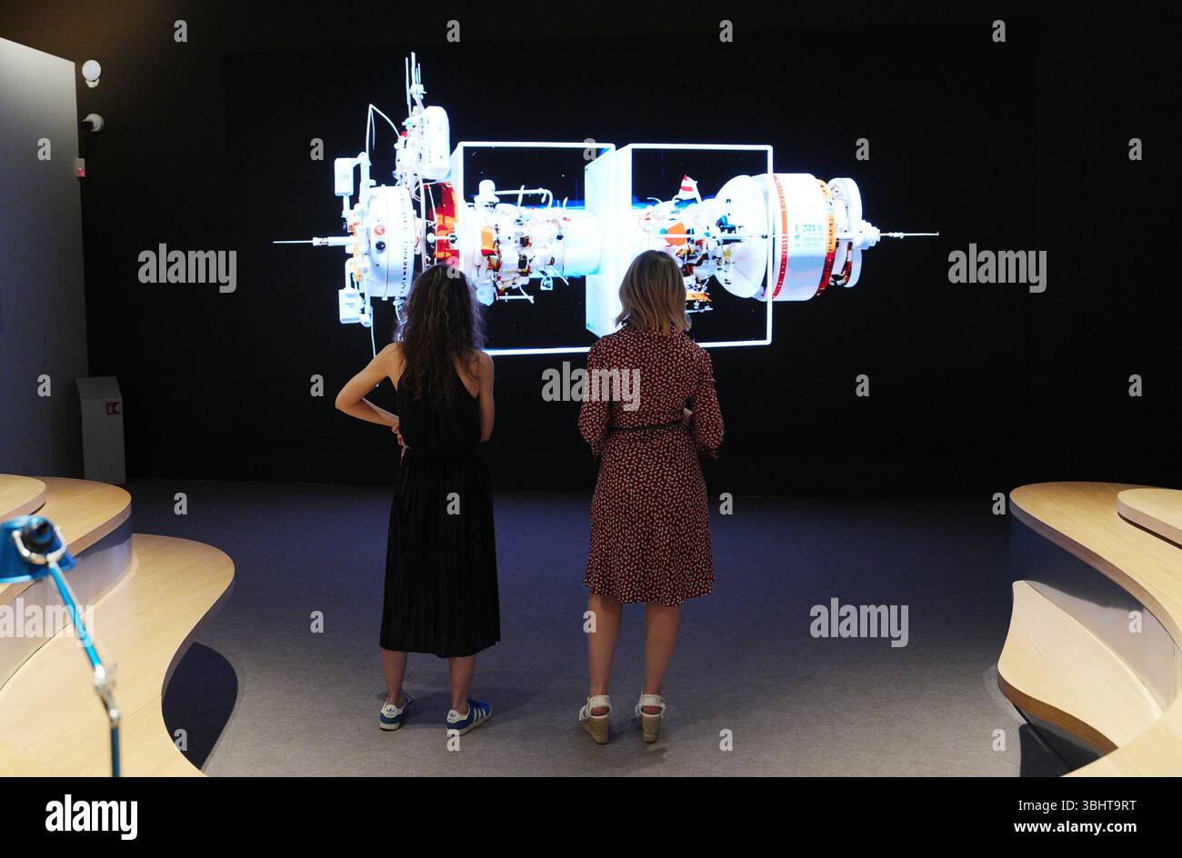 Milan, Preview of the Exhibition Kevin Abosh, Parallax at Palazzo ...