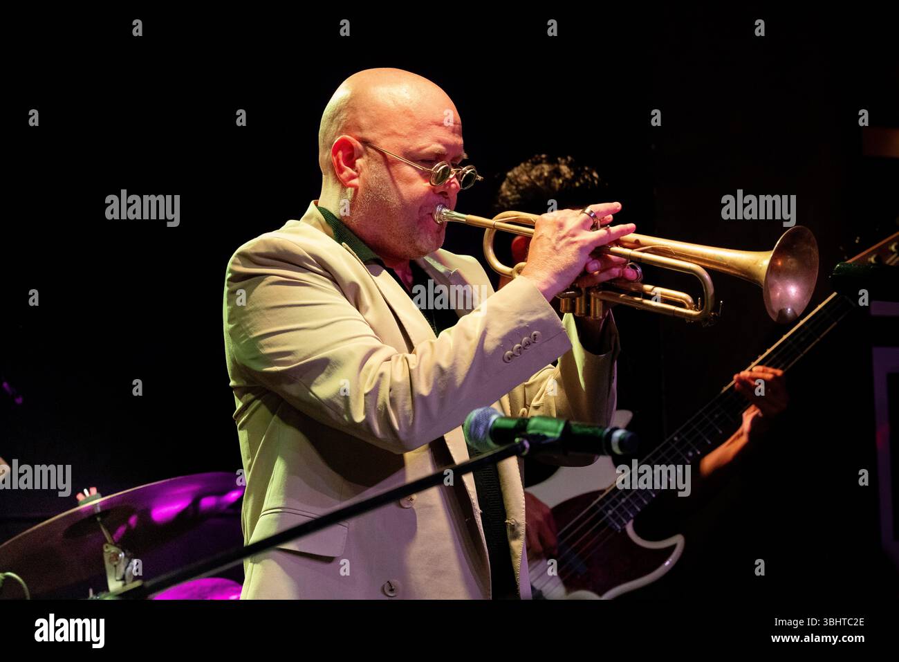 Philip Lassiter playing at at Ronnie Scott's, soho, London Stock Photo ...