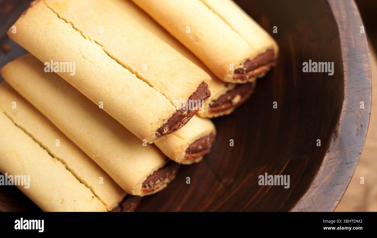 Fig bar cookies chocolate hi-res stock photography and images - Alamy