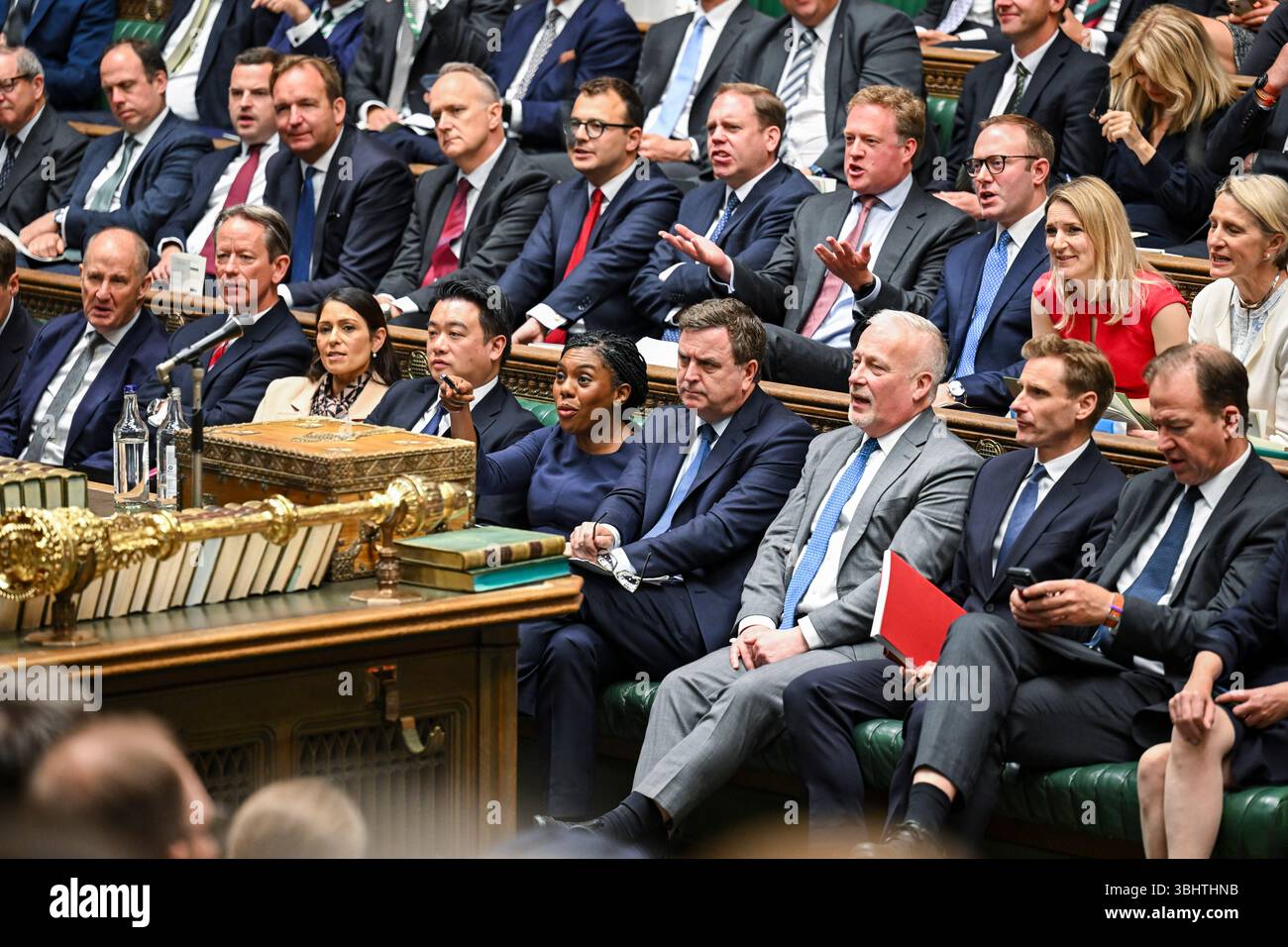 ONE EDITORIAL USE ONLY. NO SALES. NO ARCHIVING. NO ALTERING OR ...