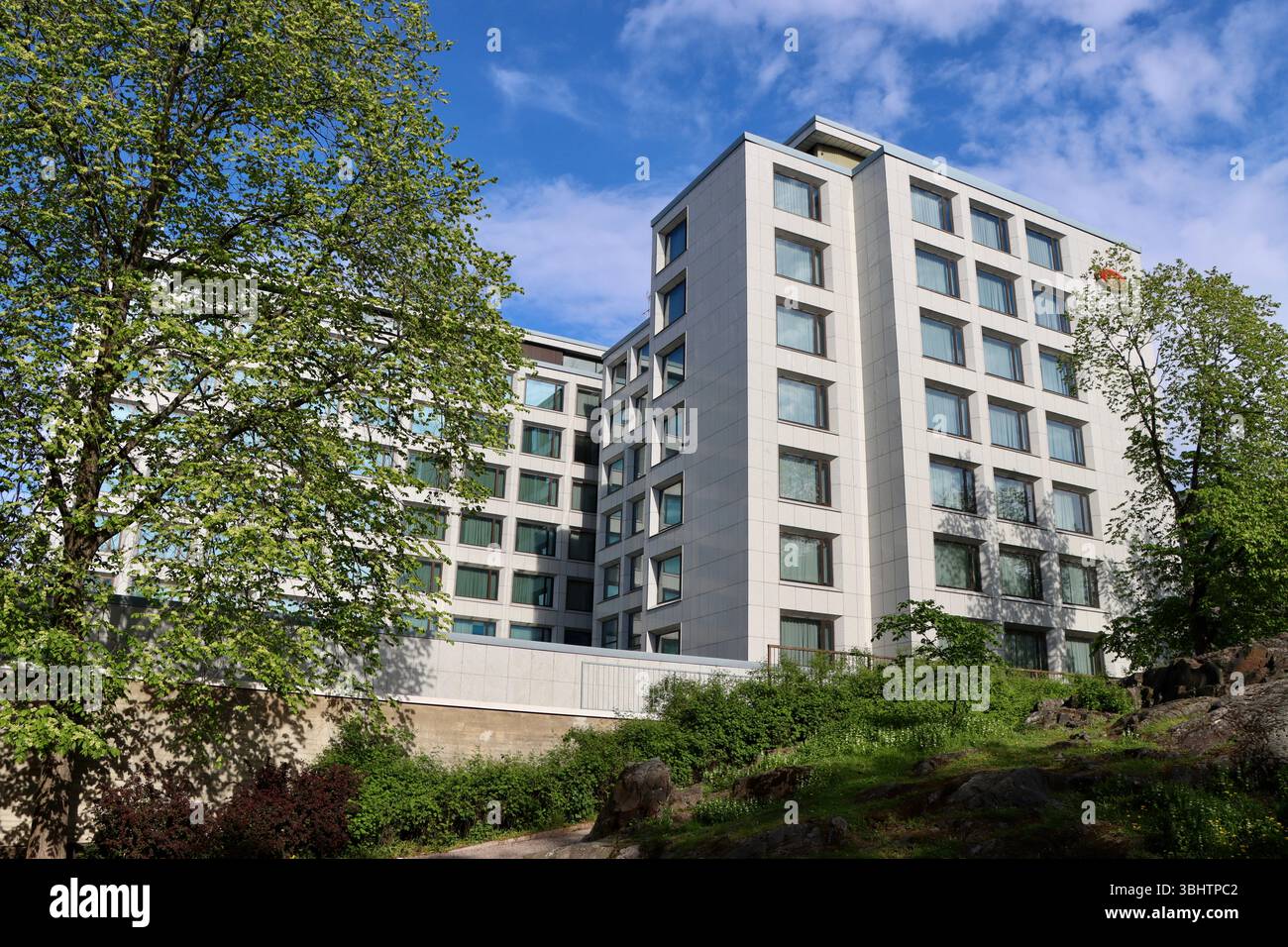 Crown hotel plaza hi-res stock photography and images - Alamy