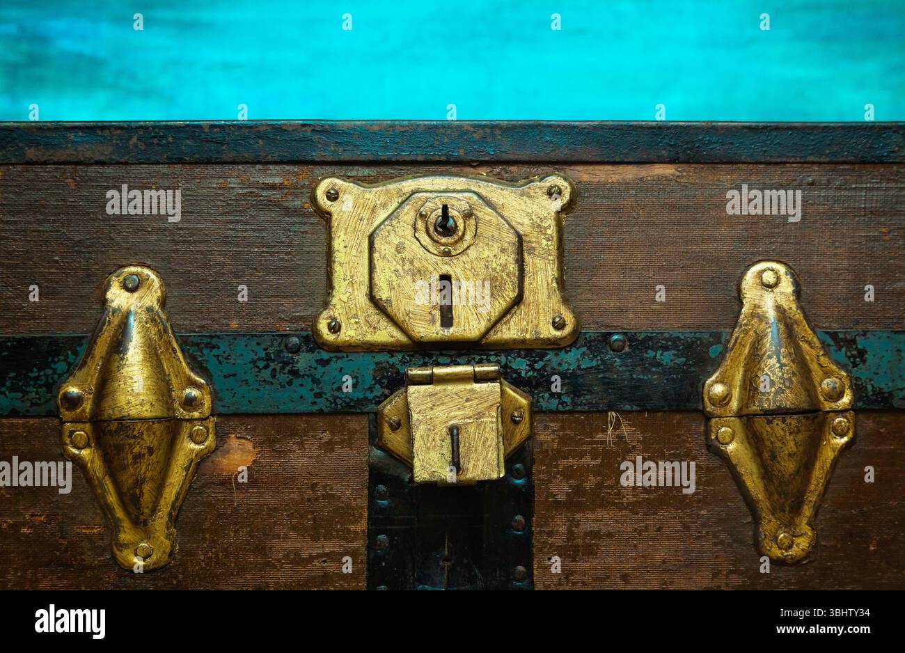 Antique shabby chest closed with an internal lock. Pirate chest Stock ...
