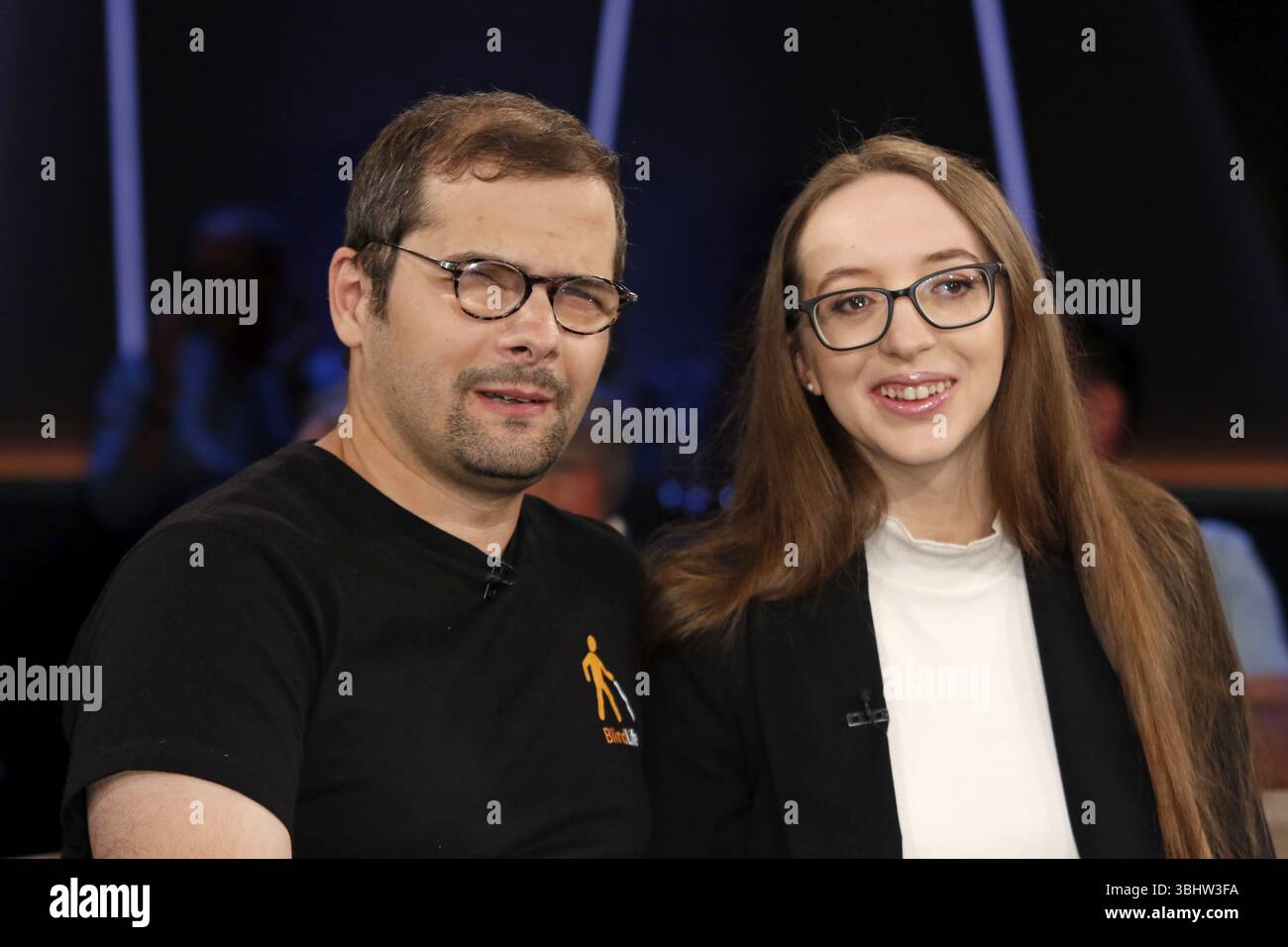 Jasmin and Erdin Ciplak, blind influencer couple, as guests on the TV ...
