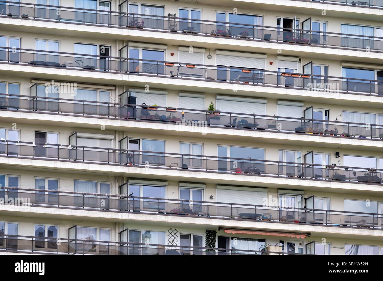 Concrete high rise apartment blocks in Laeken, Brussels, Belgium 8 Juni ...