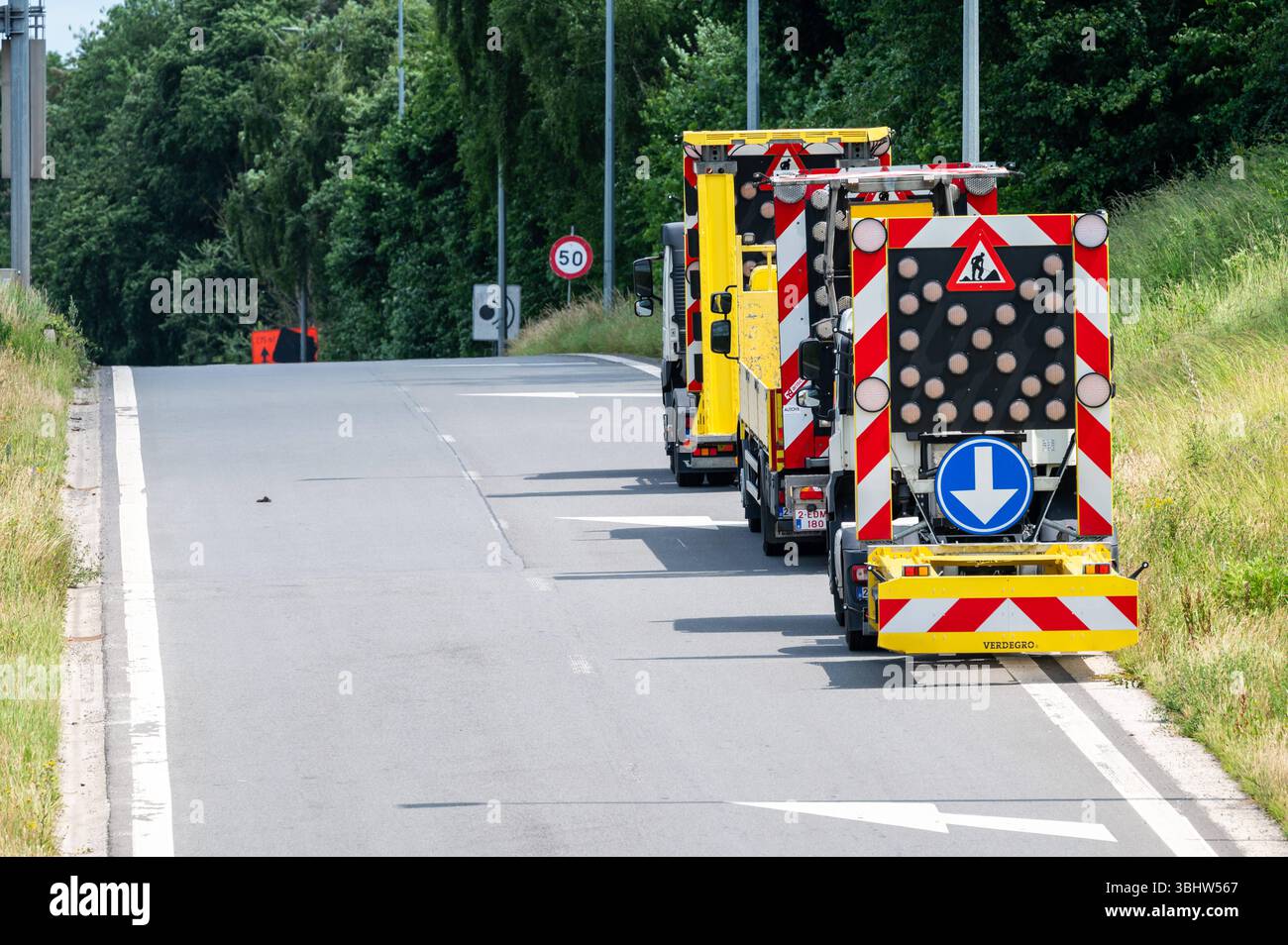 Mobile road work signalisations at the Brussels Ringroad in Vilvoorde ...