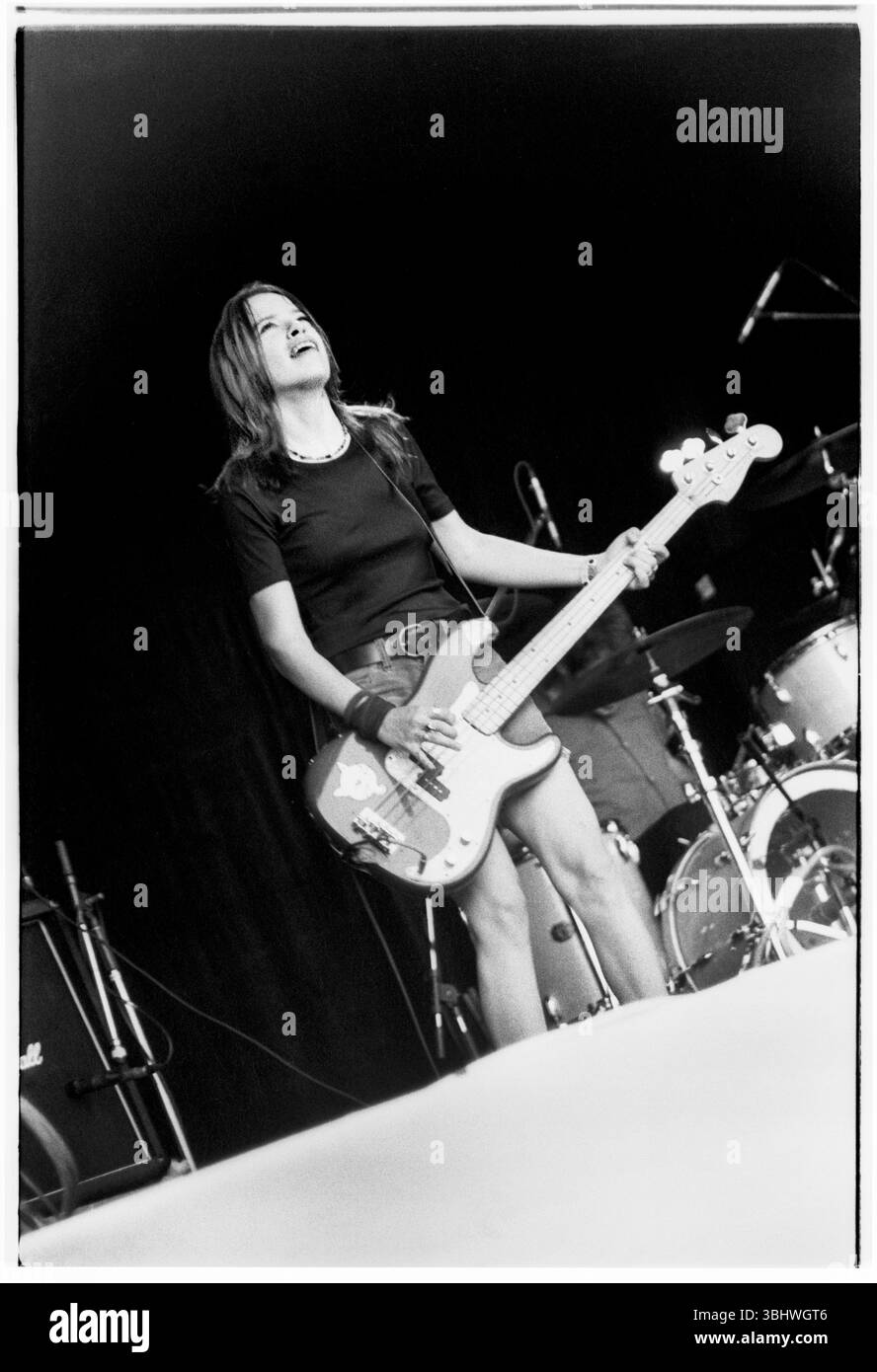 SUPERCHUNK, GLASTONBURY 1993: Laura Ballance of American indie legends ...