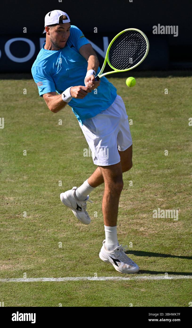 Jan-Lennard Struff (GER) Aktion Tennis Herren BOSS Open ATP 250 ...