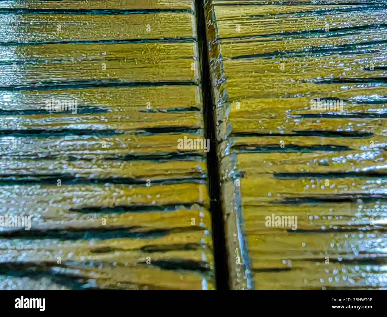 Parallel lines of wood hi-res stock photography and images - Alamy