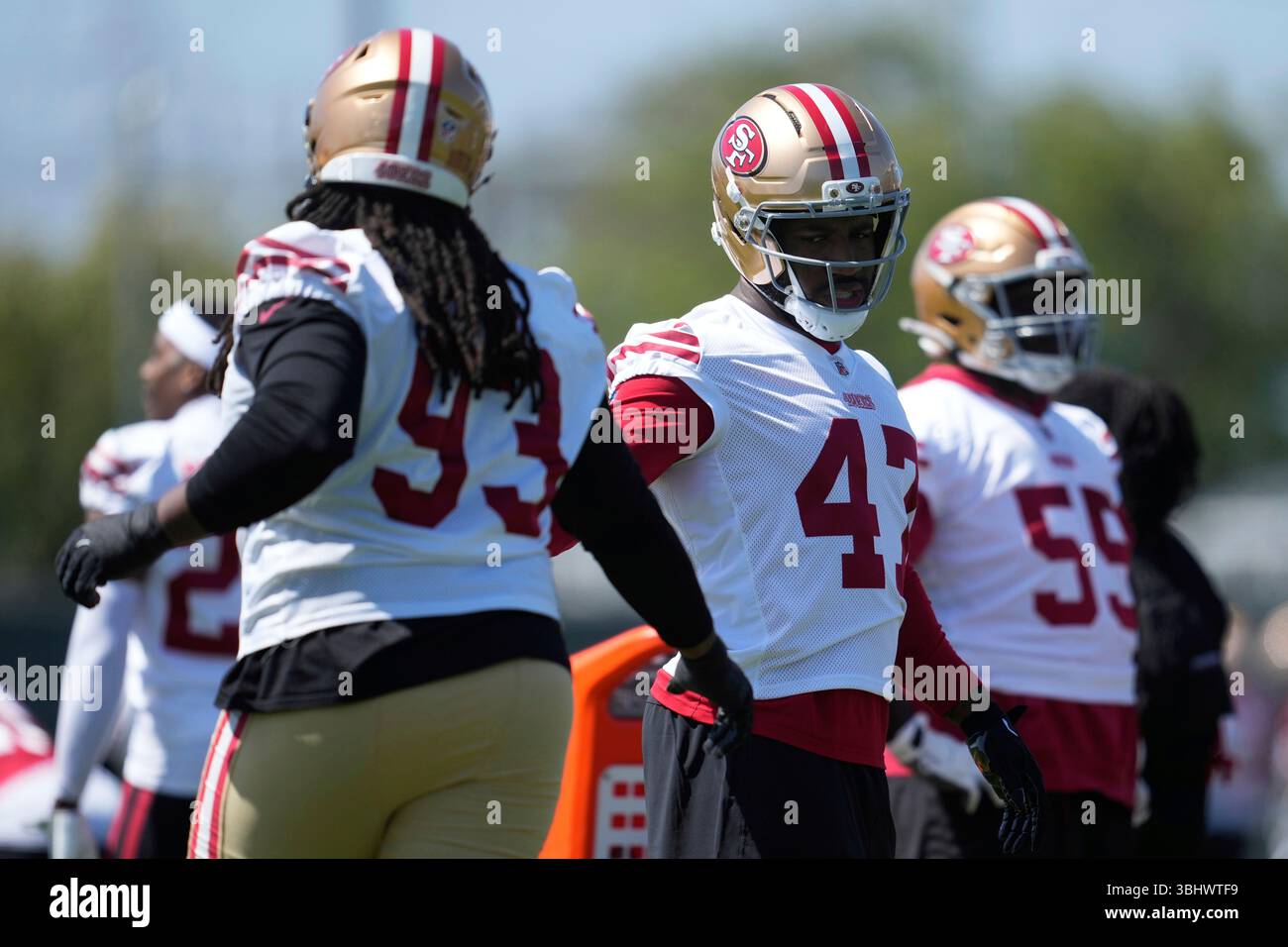 San Francisco 49ers defensive tackle Kalia Davis (93) greets defensive ...