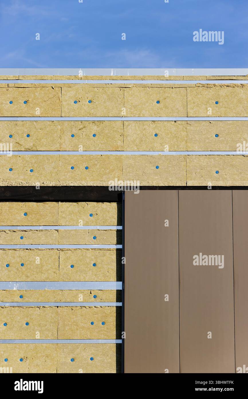 Rockwool thermal building insulation and aluminium cladding panels ...