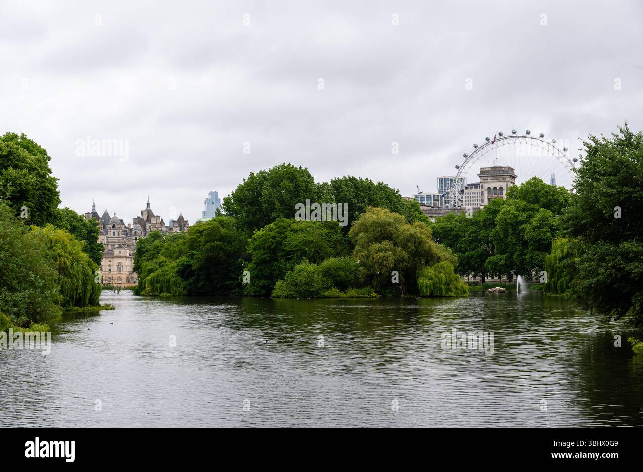 London eye during daytime hi-res stock photography and images - Alamy
