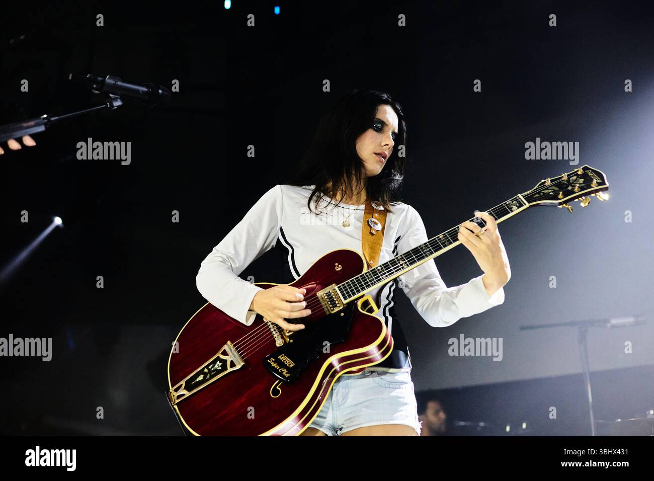 Teatro Barceló presents an exclusive live showcase by Wolf Alice ...