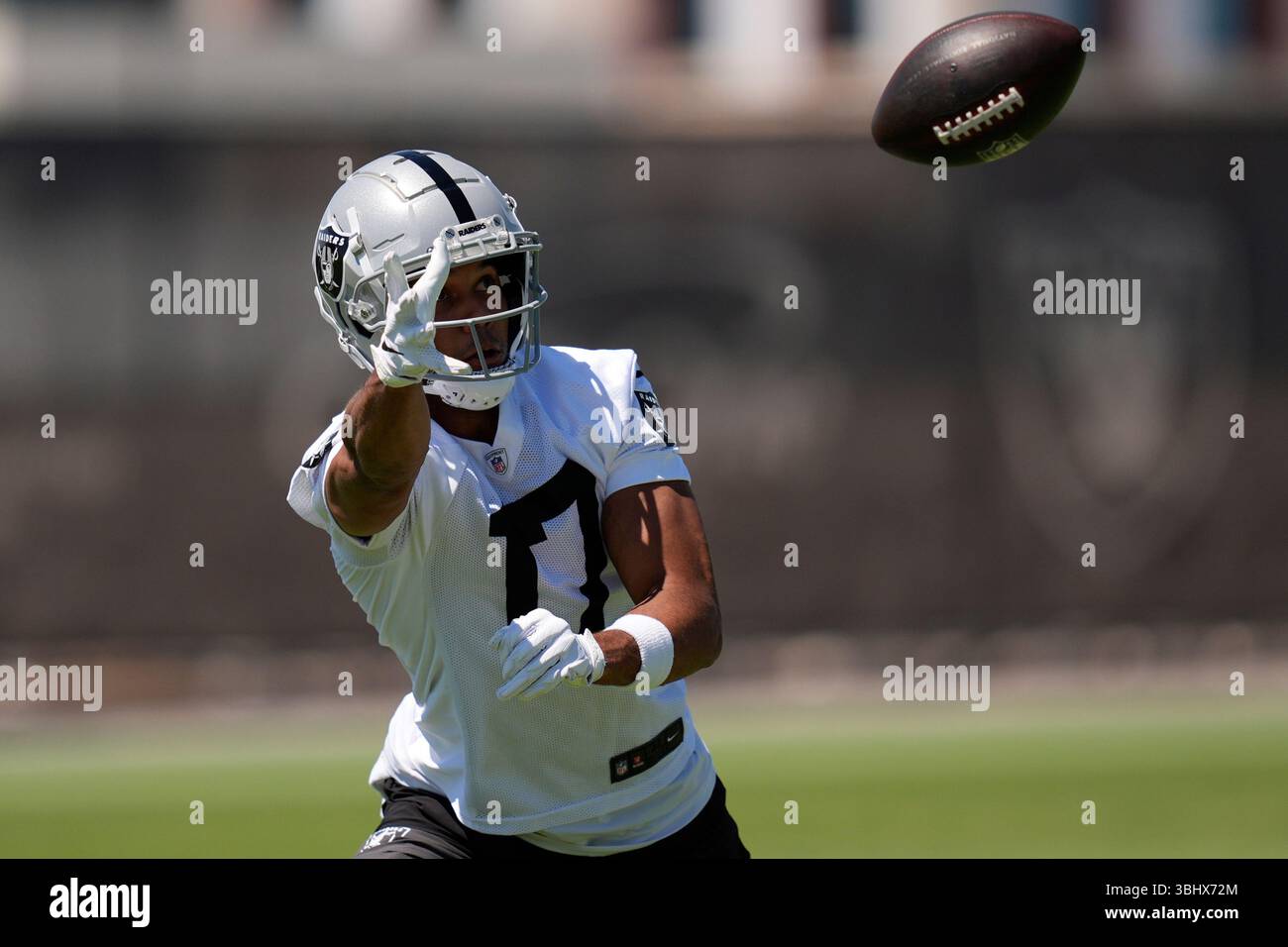 Las Vegas Raiders wide receiver Collin Johnson participates during an ...