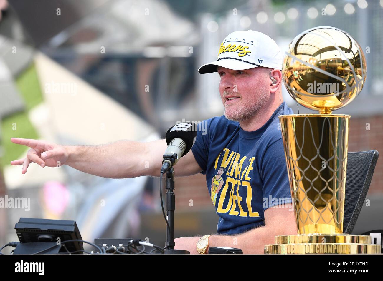 INDIANAPOLIS, IN - JUNE 11: Pat McAfee broadcasts the Pat McAfee Show ...
