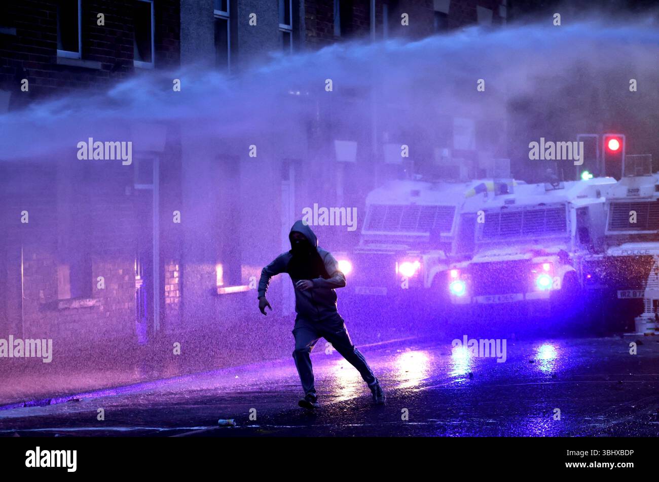 Ballymena, Northern Ireland 11th Jun 2025. Riot police on the streets ...