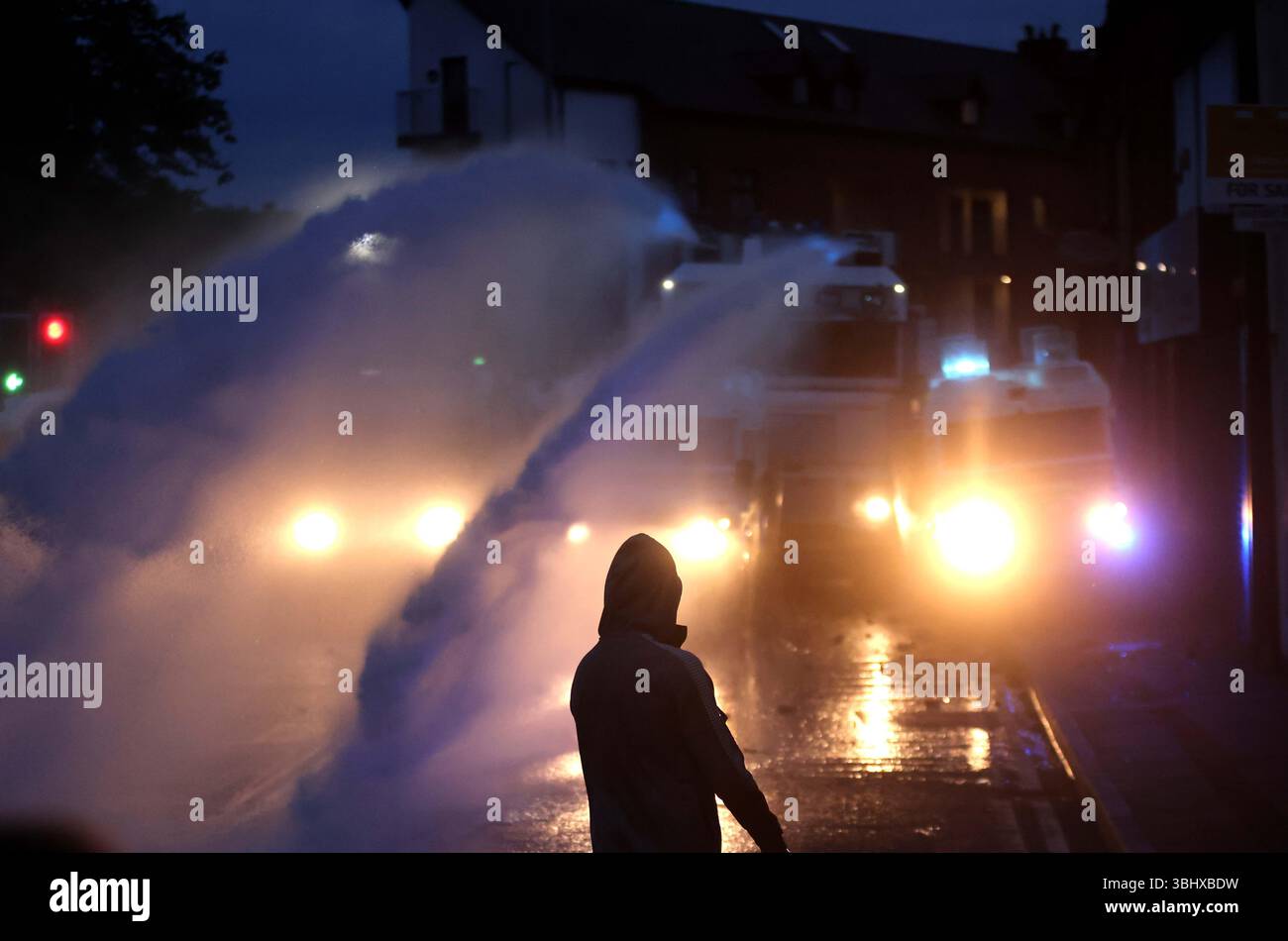Ballymena, Northern Ireland 11th Jun 2025. Riot police on the streets ...
