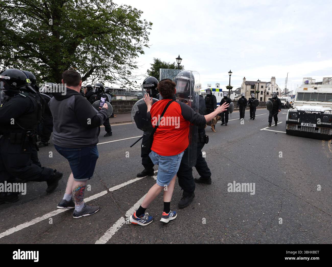 Ballymena, Northern Ireland 11th Jun 2025. Riot police on the streets ...