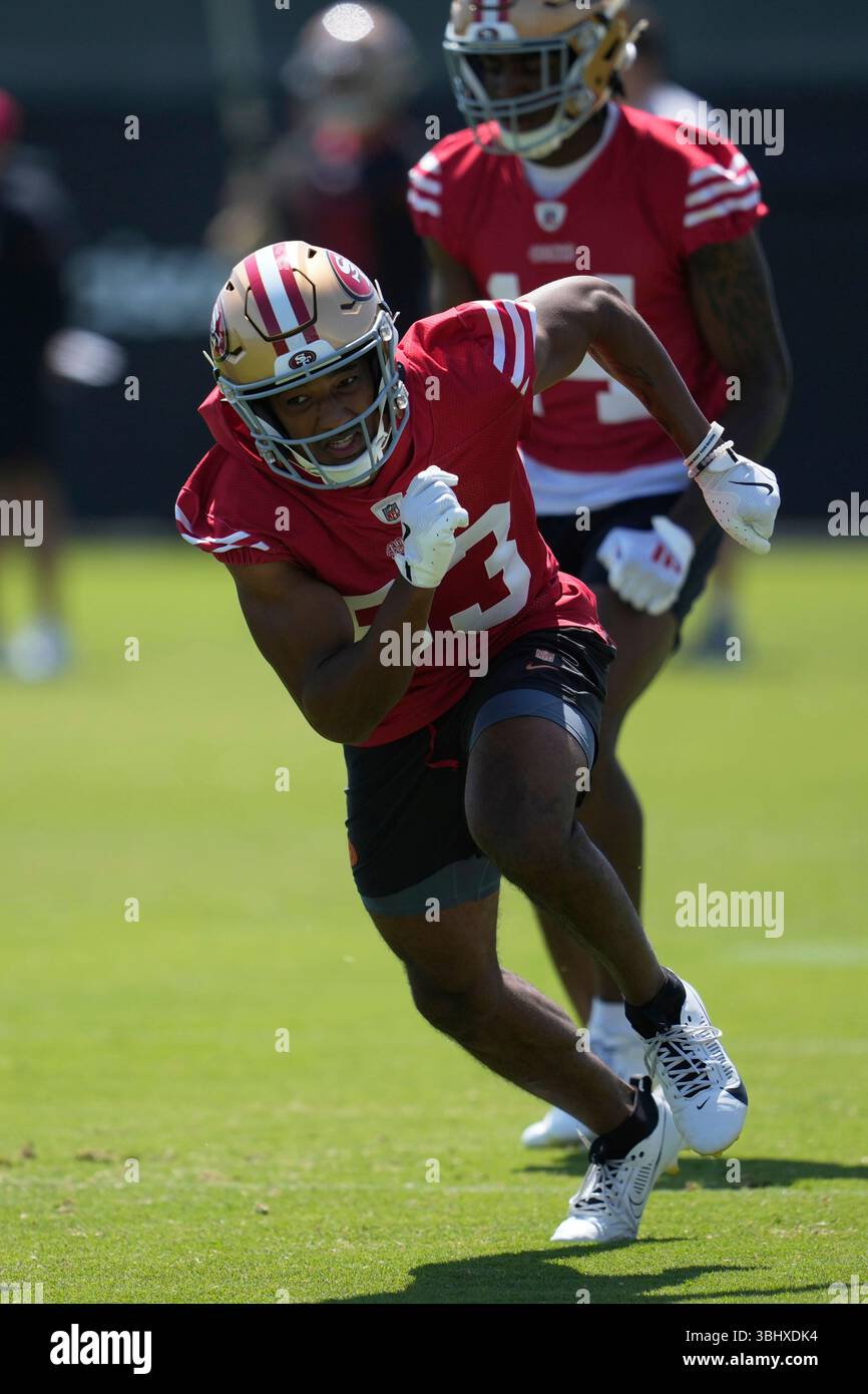 San Francisco 49ers wide receiver Terique Owens runs a drill during ...