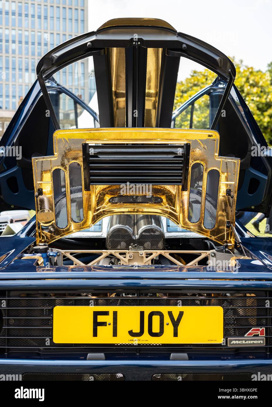 Mclaren f1 car 2025 hi-res stock photography and images - Alamy