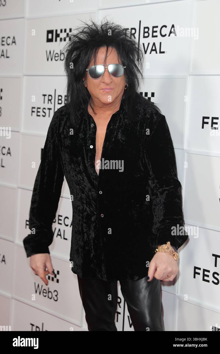 NEW YORK, NEW YORK - JUNE 10: Steve Stevens attend the "Billy Idol ...