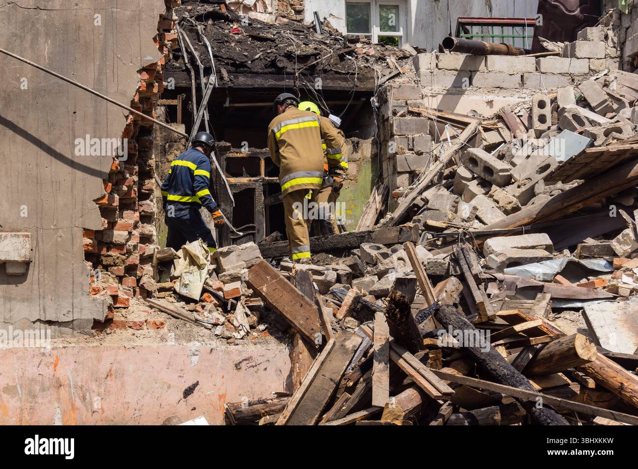 Kharkiv, Ukraine, June 11, 2025 Firefighters are responding to a ...