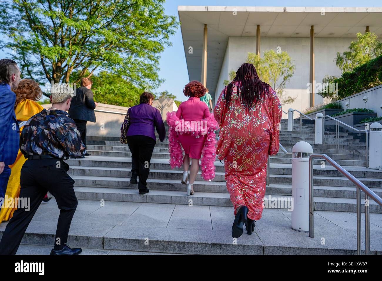 Tara Hoot, Maria Con Carne, Ricky Rosé and Vagenesis walk to the ...