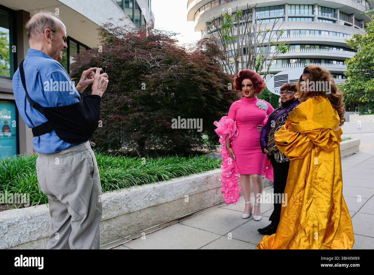 A passerby photographs Tara Hoot, Ricky Rosé and Maria Con Carne ...